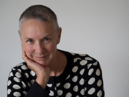 Annie Greig - Ten Days on the Island