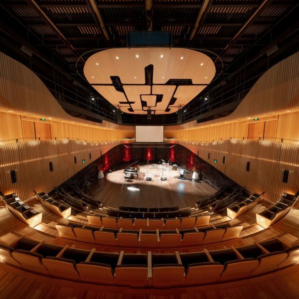 IAN POTTER RECITAL HALL - THE HEDBERG - Ten Days on the Island